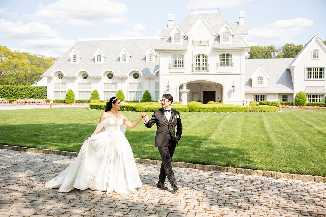 Nicole and Matt’s Fairytale Wedding at Park Chateau - Brides & Weddings ...