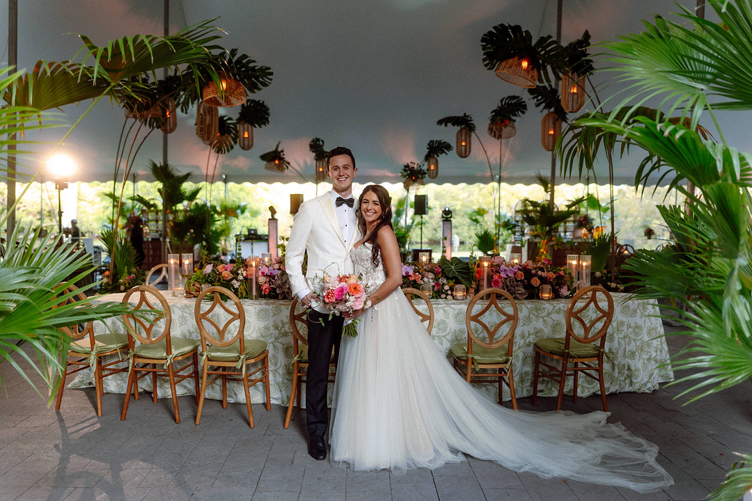 Elizabeth and Will's Whimsical Spring Wedding at Fairchild Tropical ...